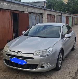 Citroen C5 2010 Panevēža, ar dzinēja tilpumu 2.00 L un nobraukumu 199 tūkst. km par 2700 €, foto 3 vietnē AUTOMOTO.COM.LV