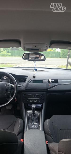Citroen C5 2010 Panevēža, ar dzinēja tilpumu 2.00 L un nobraukumu 199 tūkst. km par 2700 €, foto 4 vietnē AUTOMOTO.COM.LV
