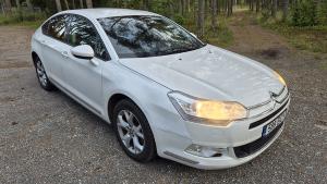 Citroen C5 2010 Tallina, ar dzinēja tilpumu 2.00 L un nobraukumu 273 tūkst. km par 1500 €, foto 4 vietnē AUTOMOTO.COM.LV