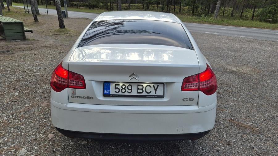 Citroen C5 2010 Tallina, ar dzinēja tilpumu 2.00 L un nobraukumu 273 tūkst. km par 1500 €, foto 20 vietnē AUTOMOTO.COM.LV