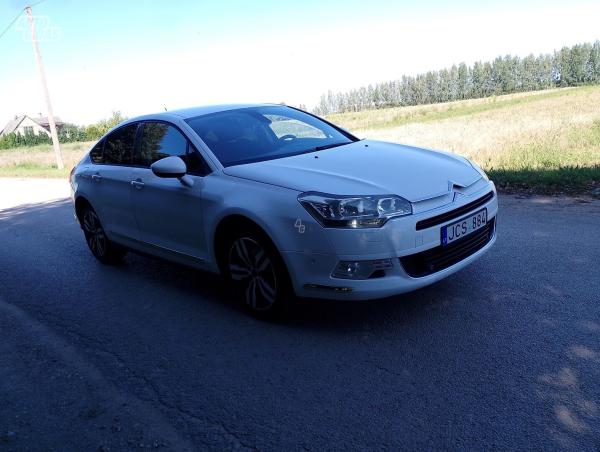 Citroen C5 2010 in Vilnius, with an engine capacity of 1.60 L and mileage of 333 thousand km for 1700 €, photo 3 on AUTOMOTO.COM.LV