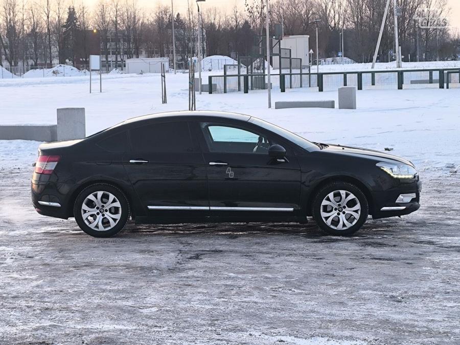 Citroen C5 2011 in Vilnius, with an engine capacity of 2.00 L and mileage of 357 thousand km for 2250 €, photo 4 on AUTOMOTO.COM.LV