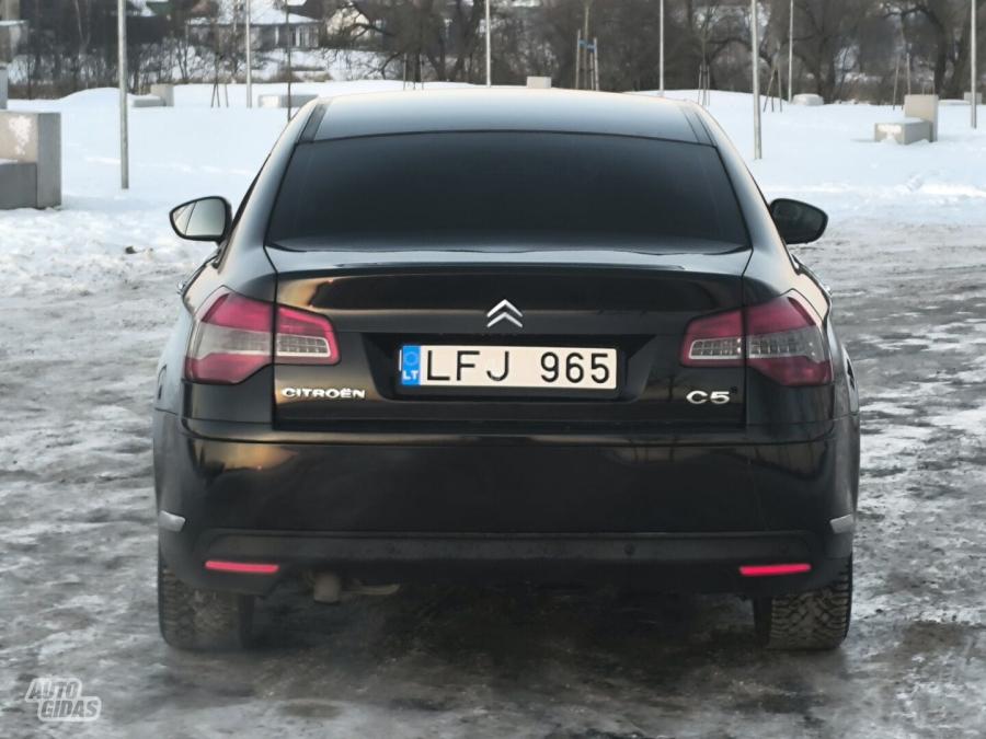 Citroen C5 2011 in Vilnius, with an engine capacity of 2.00 L and mileage of 357 thousand km for 2250 €, photo 7 on AUTOMOTO.COM.LV