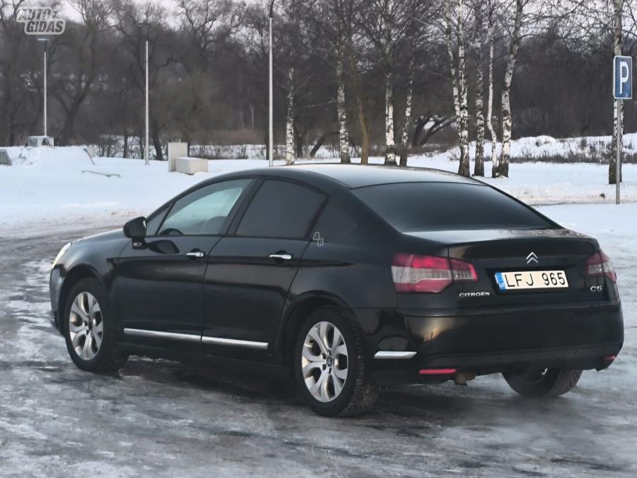 Citroen C5 2011 in Vilnius, with an engine capacity of 2.00 L and mileage of 357 thousand km for 2250 €, photo 8 on AUTOMOTO.COM.LV