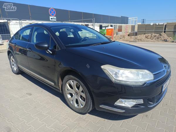 Citroen C5 2011 in Kaunas, with an engine capacity of 1.60 L and mileage of 293 thousand km for 2000 €, photo 3 on AUTOMOTO.COM.LV