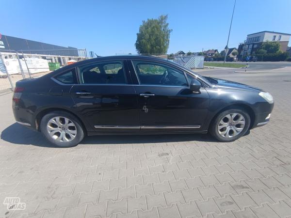 Citroen C5 2011 in Kaunas, with an engine capacity of 1.60 L and mileage of 293 thousand km for 2000 €, photo 7 on AUTOMOTO.COM.LV
