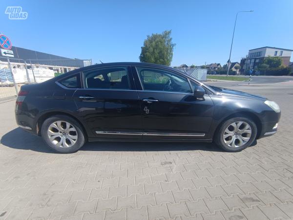 Citroen C5 2011 in Kaunas, with an engine capacity of 1.60 L and mileage of 293 thousand km for 2000 €, photo 9 on AUTOMOTO.COM.LV