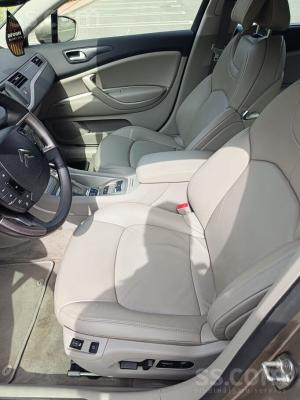 Citroen C5 2011 Rīga, ar dzinēja tilpumu 1.60 L un nobraukumu 58 tūkst. km par 6500 €, foto 6 vietnē AUTOMOTO.COM.LV