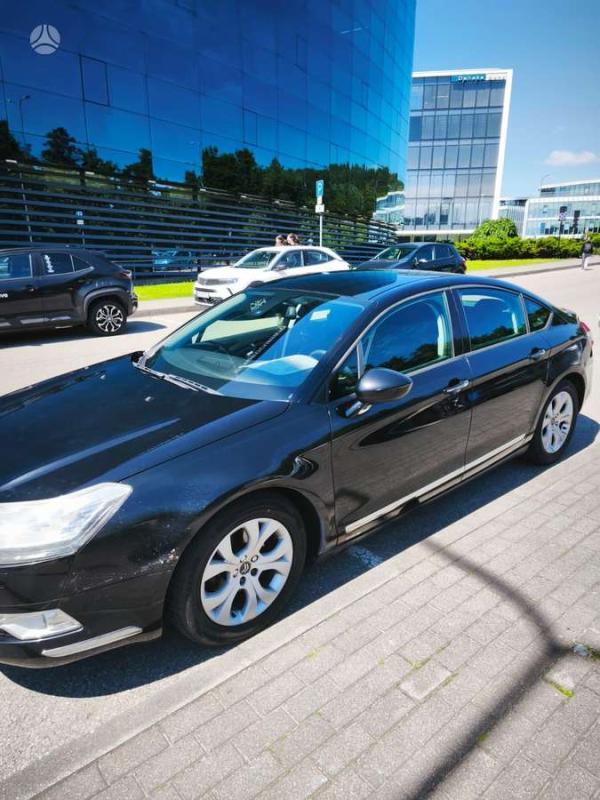 Citroen C5 2012 Viļņa, ar dzinēja tilpumu 1.60 L un nobraukumu 183 tūkst. km par 2899 €, foto 2 vietnē AUTOMOTO.COM.LV