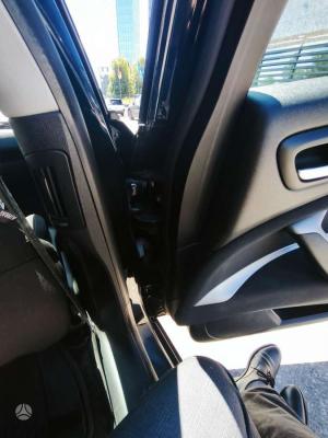 Citroen C5 2012 in Vilnius, with an engine capacity of 1.60 L and mileage of 183 thousand km for 2899 €, photo 32 on AUTOMOTO.COM.LV