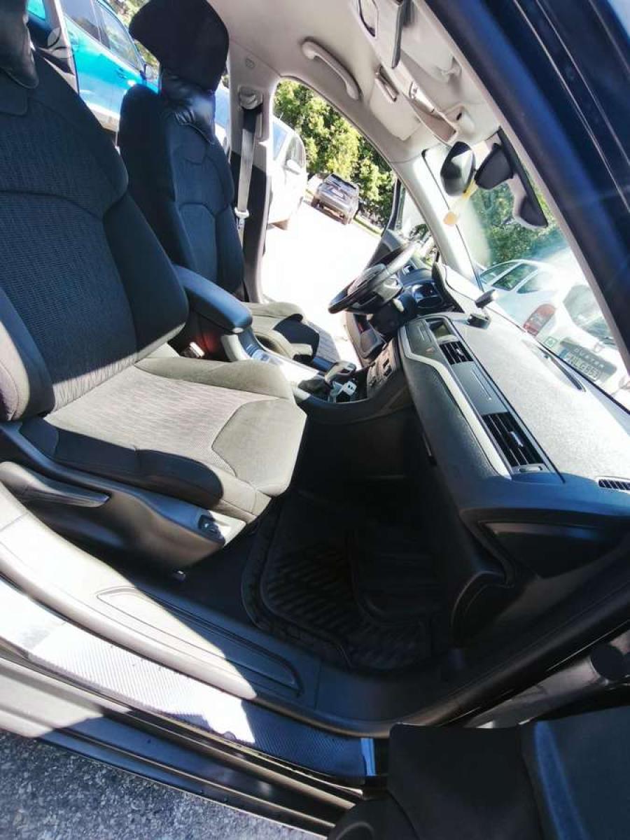 Citroen C5 2012 in Vilnius, with an engine capacity of 1.60 L and mileage of 183 thousand km for 2899 €, photo 34 on AUTOMOTO.COM.LV