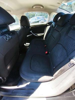 Citroen C5 2012 in Vilnius, with an engine capacity of 1.60 L and mileage of 183 thousand km for 2899 €, photo 39 on AUTOMOTO.COM.LV