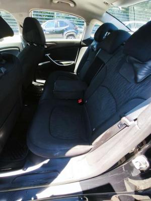 Citroen C5 2012 in Vilnius, with an engine capacity of 1.60 L and mileage of 183 thousand km for 2899 €, photo 40 on AUTOMOTO.COM.LV