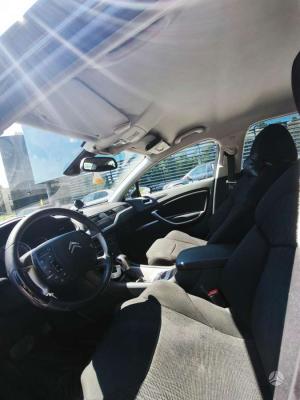 Citroen C5 2012 in Vilnius, with an engine capacity of 1.60 L and mileage of 183 thousand km for 2899 €, photo 43 on AUTOMOTO.COM.LV