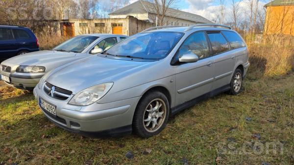 Citroen C5 2003 in Liepaja, with an engine capacity of 2.20 L and mileage of 250 thousand km for 700 €, photo 3 on AUTOMOTO.COM.LV