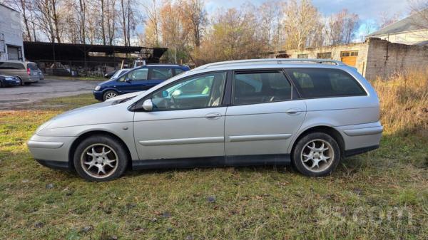 Citroen C5 2003 in Liepaja, with an engine capacity of 2.20 L and mileage of 250 thousand km for 700 €, photo 4 on AUTOMOTO.COM.LV