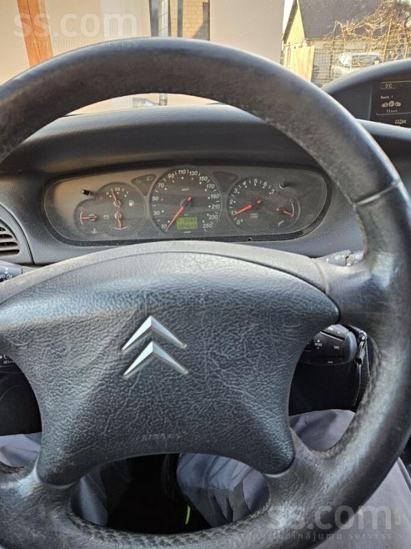 Citroen C5 2003 in Jekabpils, with an engine capacity of 2.00 L and mileage of 385 thousand km for 650 €, photo 3 on AUTOMOTO.COM.LV