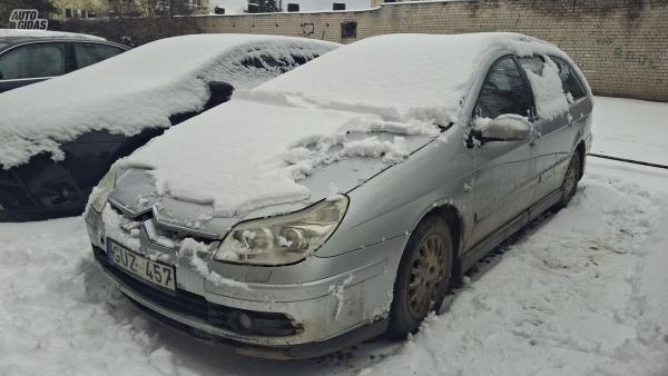 Citroen C5 2005 in Kaunas, with an engine capacity of 2.20 L and mileage of 321 thousand km for 350 €, photo 2 on AUTOMOTO.COM.LV