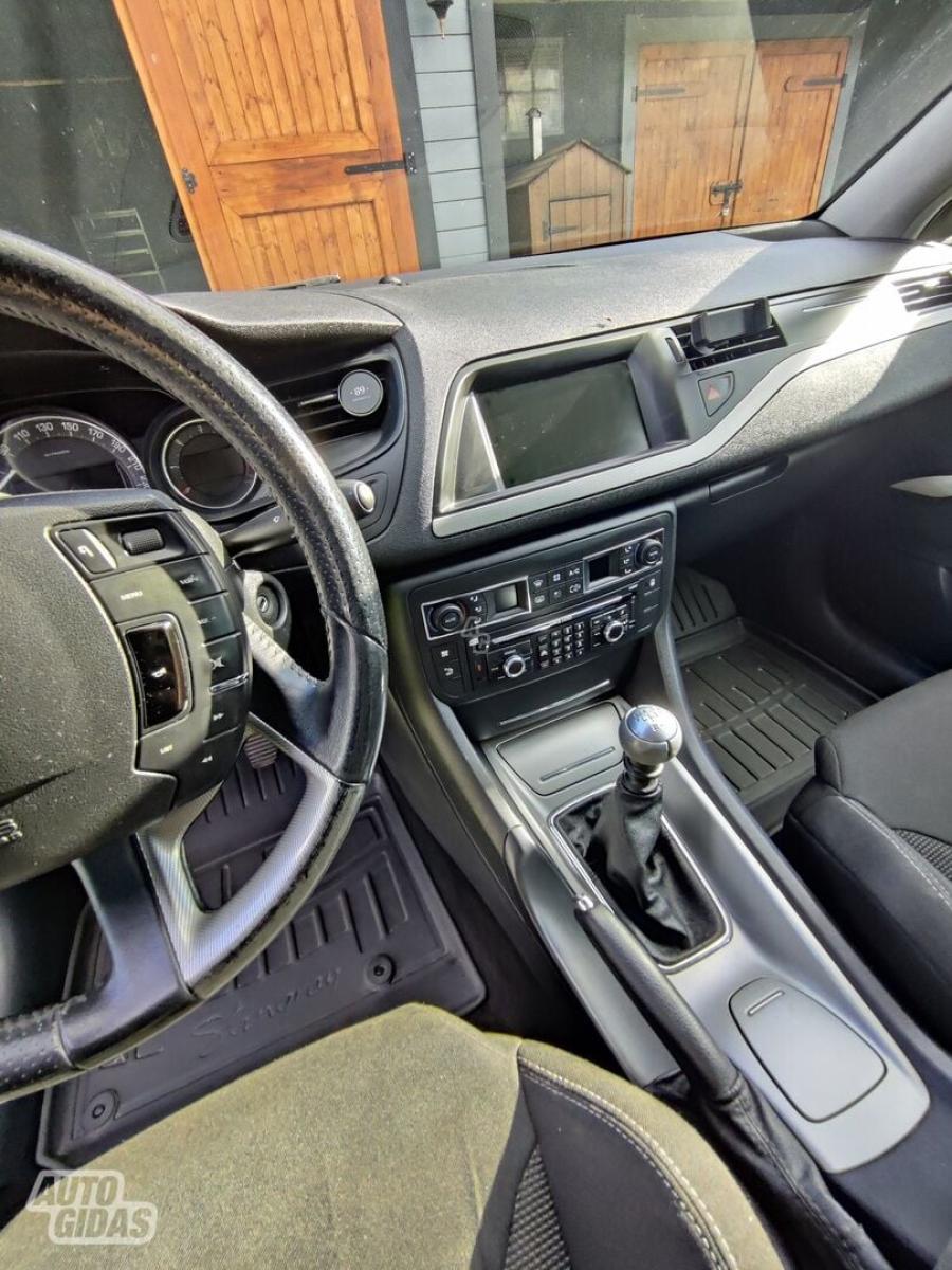 Citroen C5 2008 in Jurbarkas, with an engine capacity of 2.00 L and mileage of 342 thousand km for 1700 €, photo 14 on AUTOMOTO.COM.LV