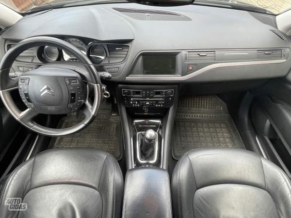 Citroen C5 2009 Tauragė, ar dzinēja tilpumu 2.20 L un nobraukumu 372 tūkst. km par 2500 €, foto 5 vietnē AUTOMOTO.COM.LV