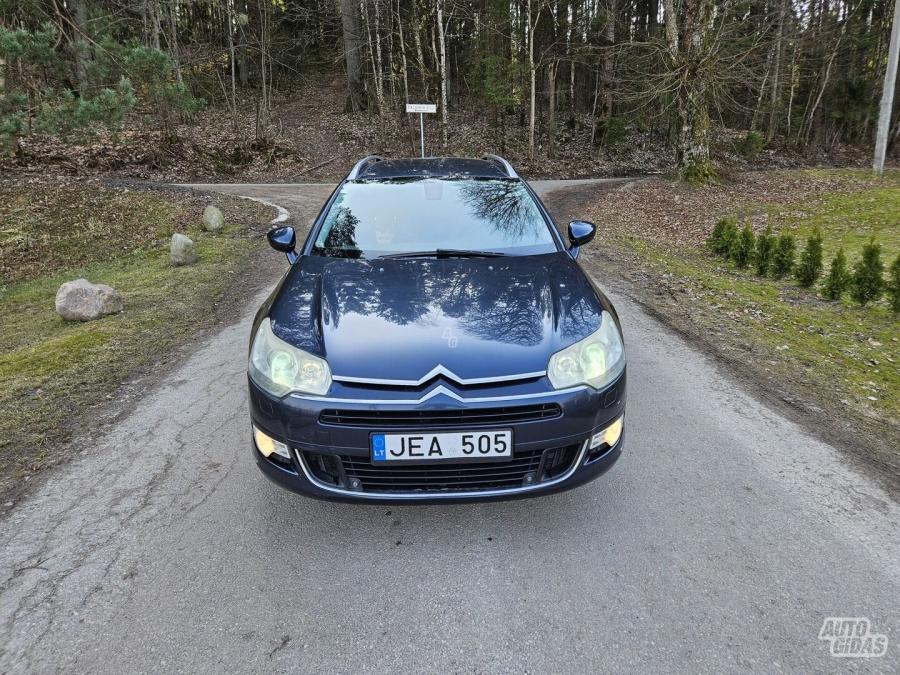 Citroen C5 2009 in Prienai, with an engine capacity of 2.20 L and mileage of 290 thousand km for 2000 €, photo 10 on AUTOMOTO.COM.LV