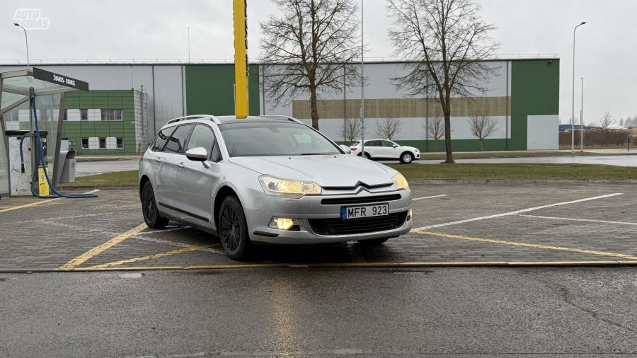 Citroen C5 2009 in Siauliai, with an engine capacity of 1.60 L and mileage of 320 thousand km for 1350 €, photo 3 on AUTOMOTO.COM.LV