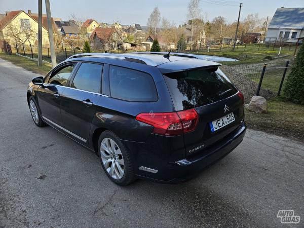 Citroen C5 2009 in Prienai, with an engine capacity of 2.20 L and mileage of 290 thousand km for 2000 €, photo 8 on AUTOMOTO.COM.LV