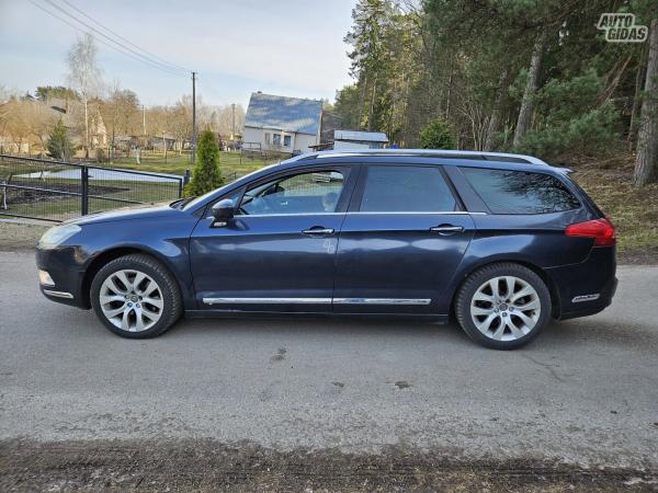 Citroen C5 2009 Prienai, ar dzinēja tilpumu 2.20 L un nobraukumu 288 tūkst. km par 1999 €, foto 9 vietnē AUTOMOTO.COM.LV