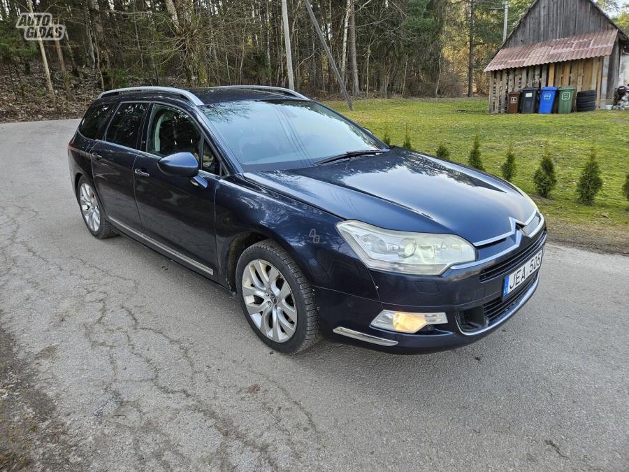 Citroen C5 2009 in Prienai, with an engine capacity of 2.20 L and mileage of 290 thousand km for 1950 €, photo 3 on AUTOMOTO.COM.LV