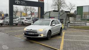 Citroen C5 2009 in Siauliai, with an engine capacity of 1.60 L and mileage of 320 thousand km for 1250 €, photo 3 on AUTOMOTO.COM.LV