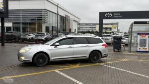 Citroen C5 2009 in Siauliai, with an engine capacity of 1.60 L and mileage of 320 thousand km for 1250 €, photo 4 on AUTOMOTO.COM.LV