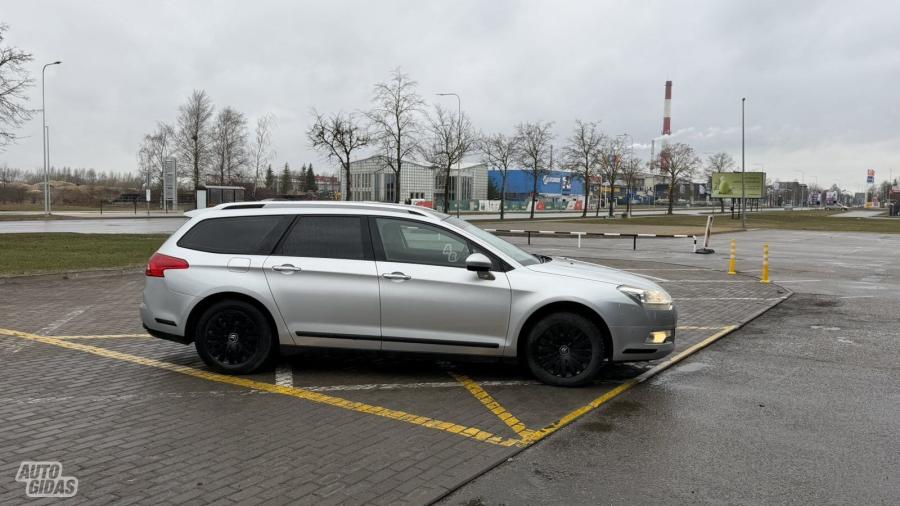 Citroen C5 2009 in Siauliai, with an engine capacity of 1.60 L and mileage of 320 thousand km for 1250 €, photo 5 on AUTOMOTO.COM.LV