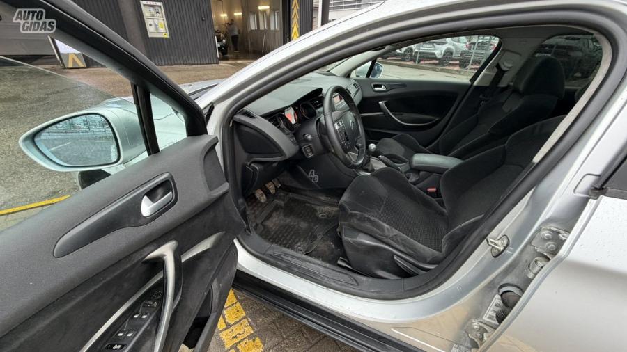 Citroen C5 2009 in Siauliai, with an engine capacity of 1.60 L and mileage of 320 thousand km for 1250 €, photo 8 on AUTOMOTO.COM.LV