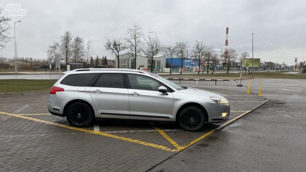 Citroen C5 2009 Šauļi, ar dzinēja tilpumu 1.60 L un nobraukumu 320 tūkst. km par 1050 €, foto 4 vietnē AUTOMOTO.COM.LV