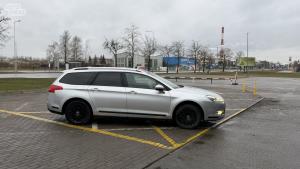Citroen C5 2009 Šauļi, ar dzinēja tilpumu 1.60 L un nobraukumu 320 tūkst. km par 1050 €, foto 5 vietnē AUTOMOTO.COM.LV