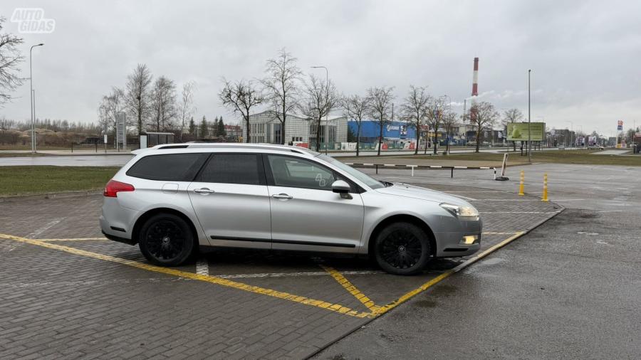 Citroen C5 2009 Šauļi, ar dzinēja tilpumu 1.60 L un nobraukumu 320 tūkst. km par 1050 €, foto 5 vietnē AUTOMOTO.COM.LV