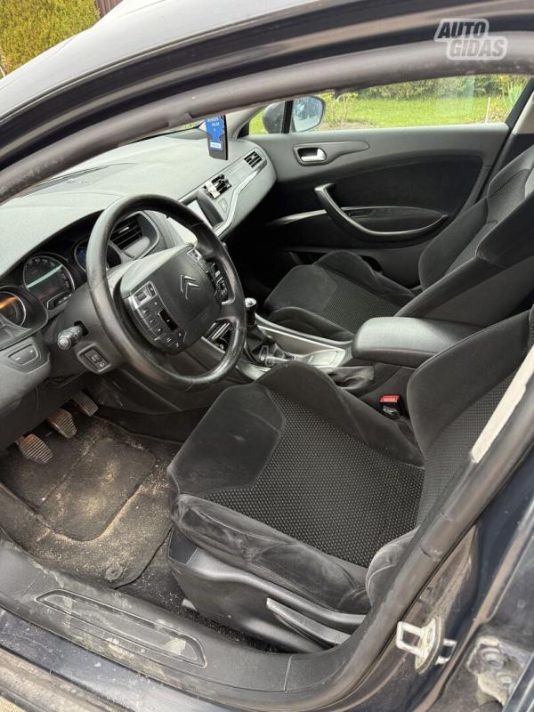 Citroen C5 2009 Šalčininkai, ar dzinēja tilpumu 1.60 L un nobraukumu 400 tūkst. km par 1100 €, foto 6 vietnē AUTOMOTO.COM.LV