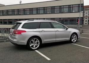 Citroen C5 2009 in Riga, with an engine capacity of 2.70 L and mileage of 287 thousand km for 3390 €, photo 3 on AUTOMOTO.COM.LV