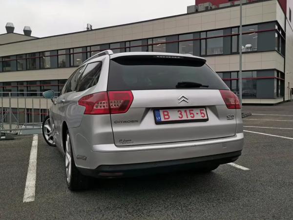 Citroen C5 2009 in Riga, with an engine capacity of 2.70 L and mileage of 287 thousand km for 3390 €, photo 5 on AUTOMOTO.COM.LV
