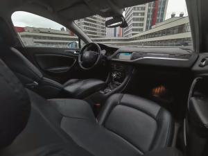 Citroen C5 2009 in Riga, with an engine capacity of 2.70 L and mileage of 287 thousand km for 3390 €, photo 12 on AUTOMOTO.COM.LV