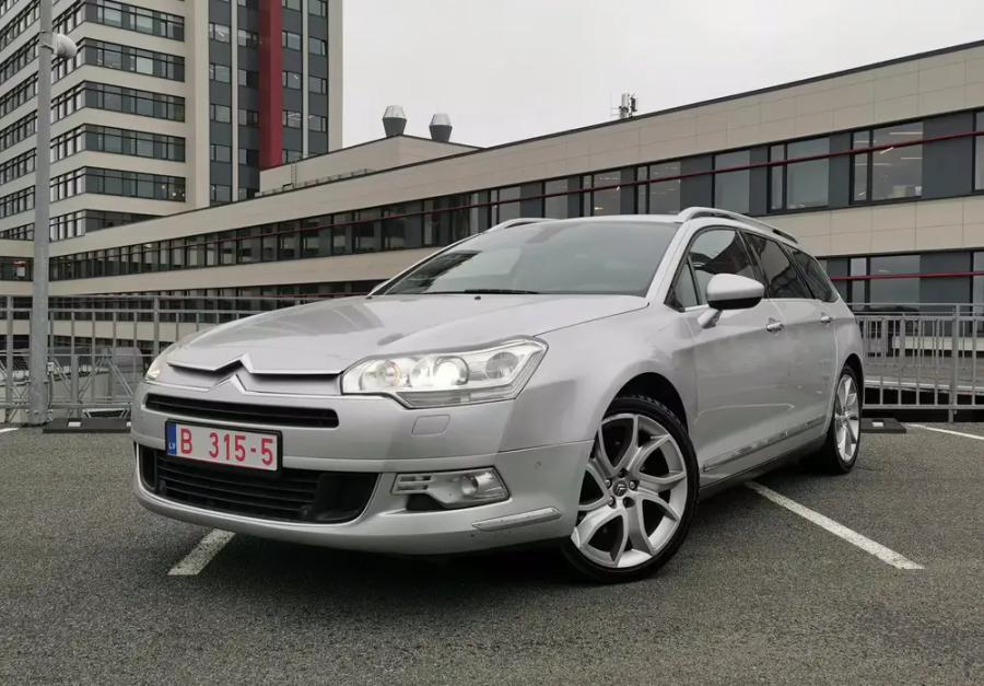 Citroen C5 2009 in Riga, with an engine capacity of 2.70 L and mileage of 287 thousand km for 3390 €, photo 13 on AUTOMOTO.COM.LV