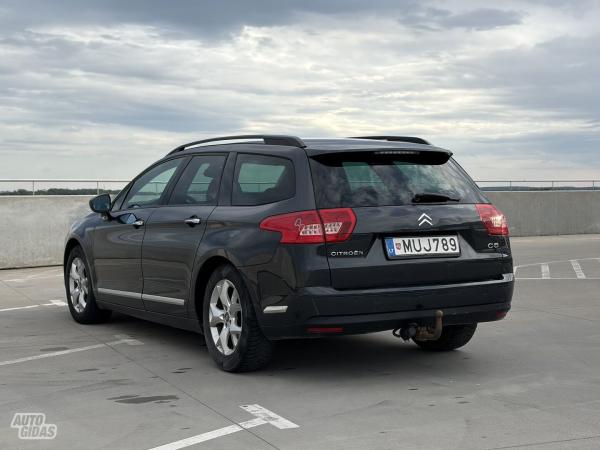 Citroen C5 2009 Viļņa, ar dzinēja tilpumu 2.00 L un nobraukumu 258 tūkst. km par 2399 €, foto 5 vietnē AUTOMOTO.COM.LV