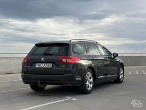 Citroen C5 2009 in Vilnius, with an engine capacity of 2.00 L and mileage of 258 thousand km for 2399 €, photo 8 on AUTOMOTO.COM.LV