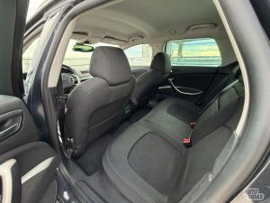 Citroen C5 2009 in Vilnius, with an engine capacity of 2.00 L and mileage of 258 thousand km for 2399 €, photo 13 on AUTOMOTO.COM.LV