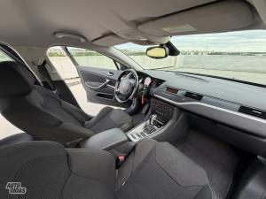 Citroen C5 2009 in Vilnius, with an engine capacity of 2.00 L and mileage of 258 thousand km for 2399 €, photo 15 on AUTOMOTO.COM.LV