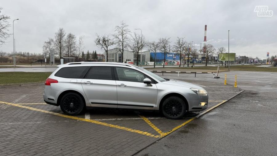 Citroen C5 2009 in Siauliai, with an engine capacity of 1.60 L and mileage of 320 thousand km for 1050 €, photo 5 on AUTOMOTO.COM.LV