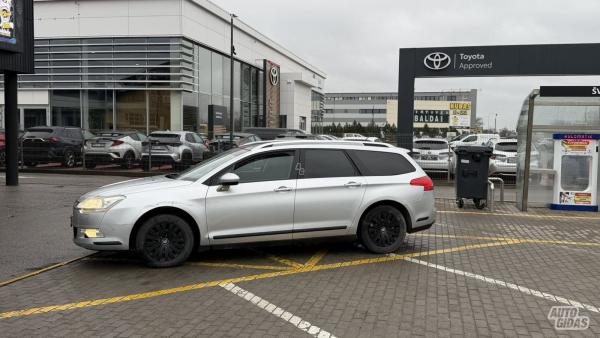 Citroen C5 2009 in Siauliai, with an engine capacity of 1.60 L and mileage of 320 thousand km for 1050 €, photo 4 on AUTOMOTO.COM.LV