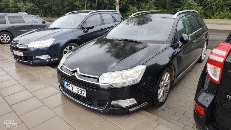 Citroen C5 2009 Viļņa, ar dzinēja tilpumu 2.70 L un nobraukumu 299 tūkst. km par 2150 €, foto 4 vietnē AUTOMOTO.COM.LV
