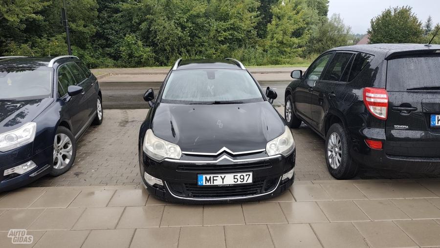 Citroen C5 2009 Viļņa, ar dzinēja tilpumu 2.70 L un nobraukumu 299 tūkst. km par 2150 €, foto 5 vietnē AUTOMOTO.COM.LV