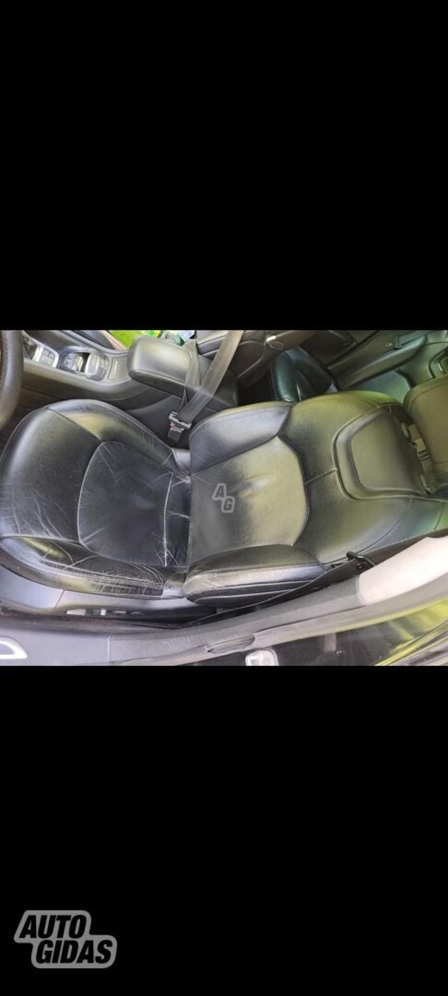 Citroen C5 2009 Viļņa, ar dzinēja tilpumu 2.70 L un nobraukumu 299 tūkst. km par 2150 €, foto 9 vietnē AUTOMOTO.COM.LV